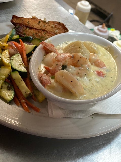 Shoreline Shrimp & Scallop Scampi | LilysSeafoodTOGO